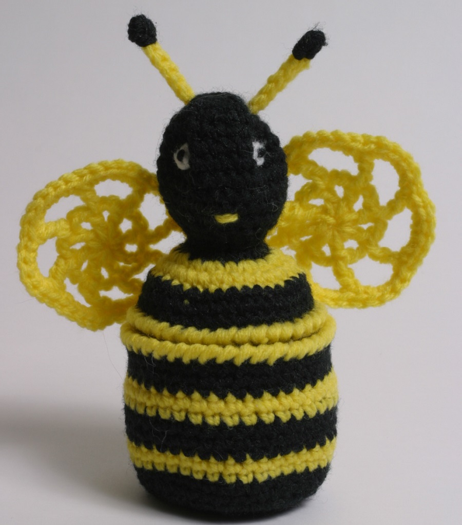 Bumble Bee Box pattern - Twisted Yarns