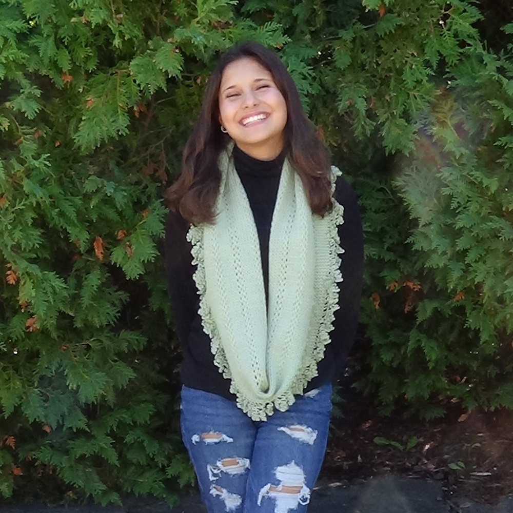 Crinkle Fringe Cowl - Twisted Yarns - Super Easy Machine Knitting pattern